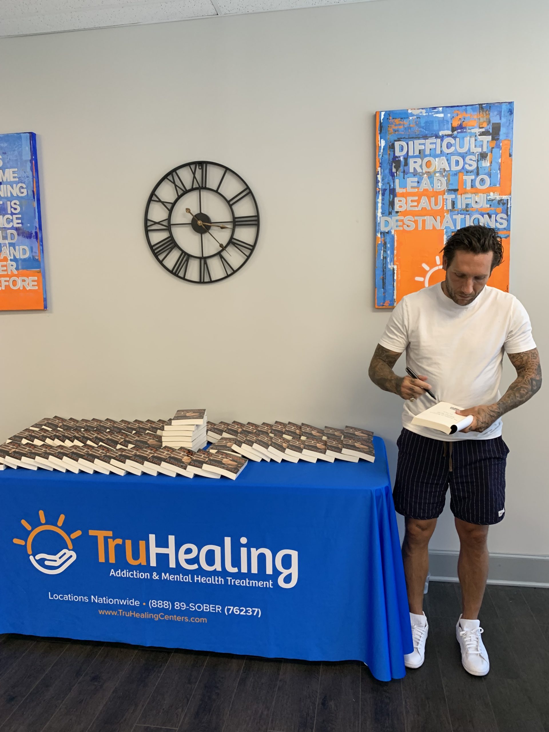 Brandon Novak Visits Awakenings Recovery Center - TruHealing